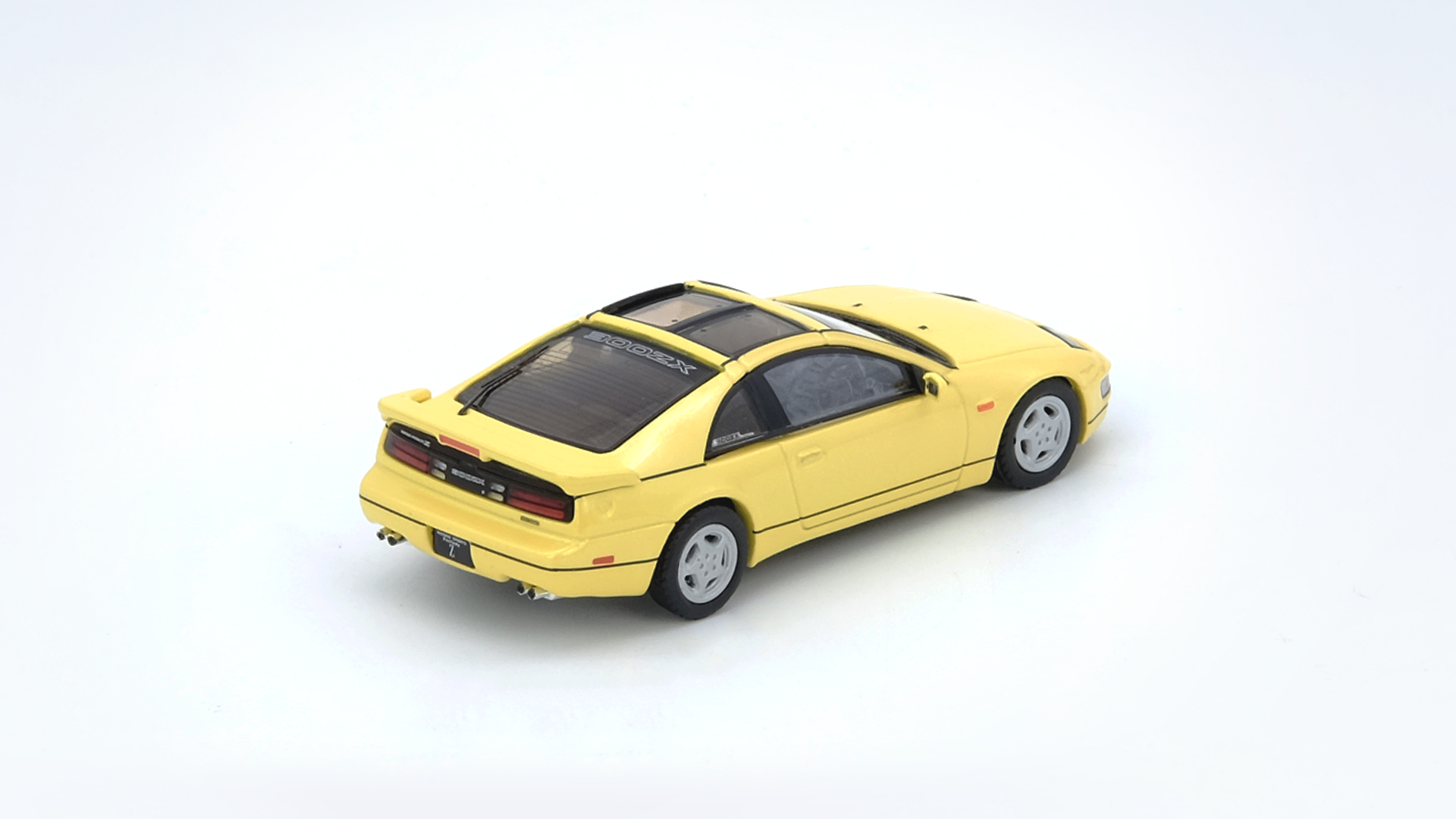 NISSAN FAIRLADY Z (Z32) Yellow Pearlglow - Inno Models