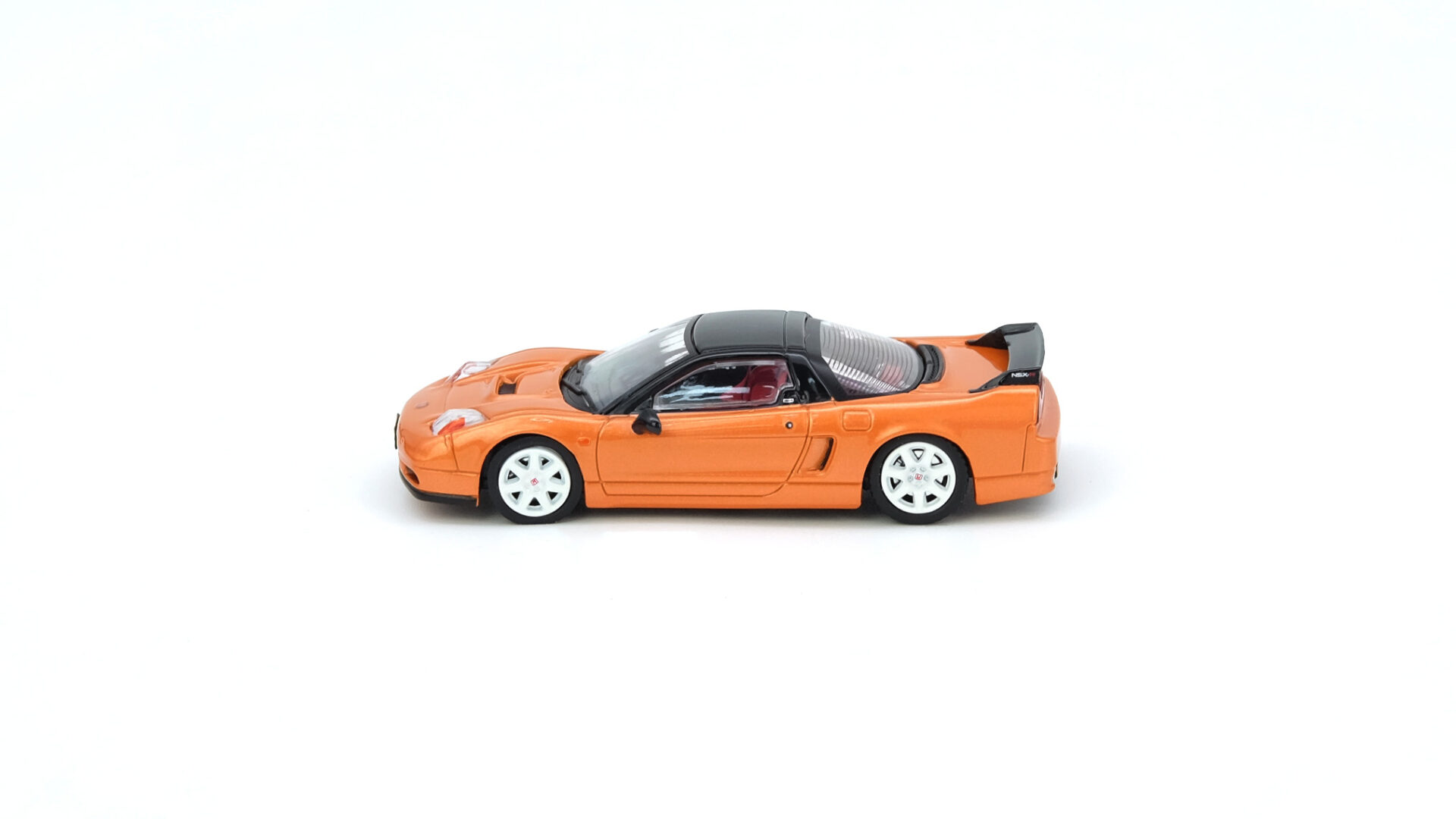 Honda NSX-R (NA2) Imola Orange Pearl With Extra Wheels - Inno Models