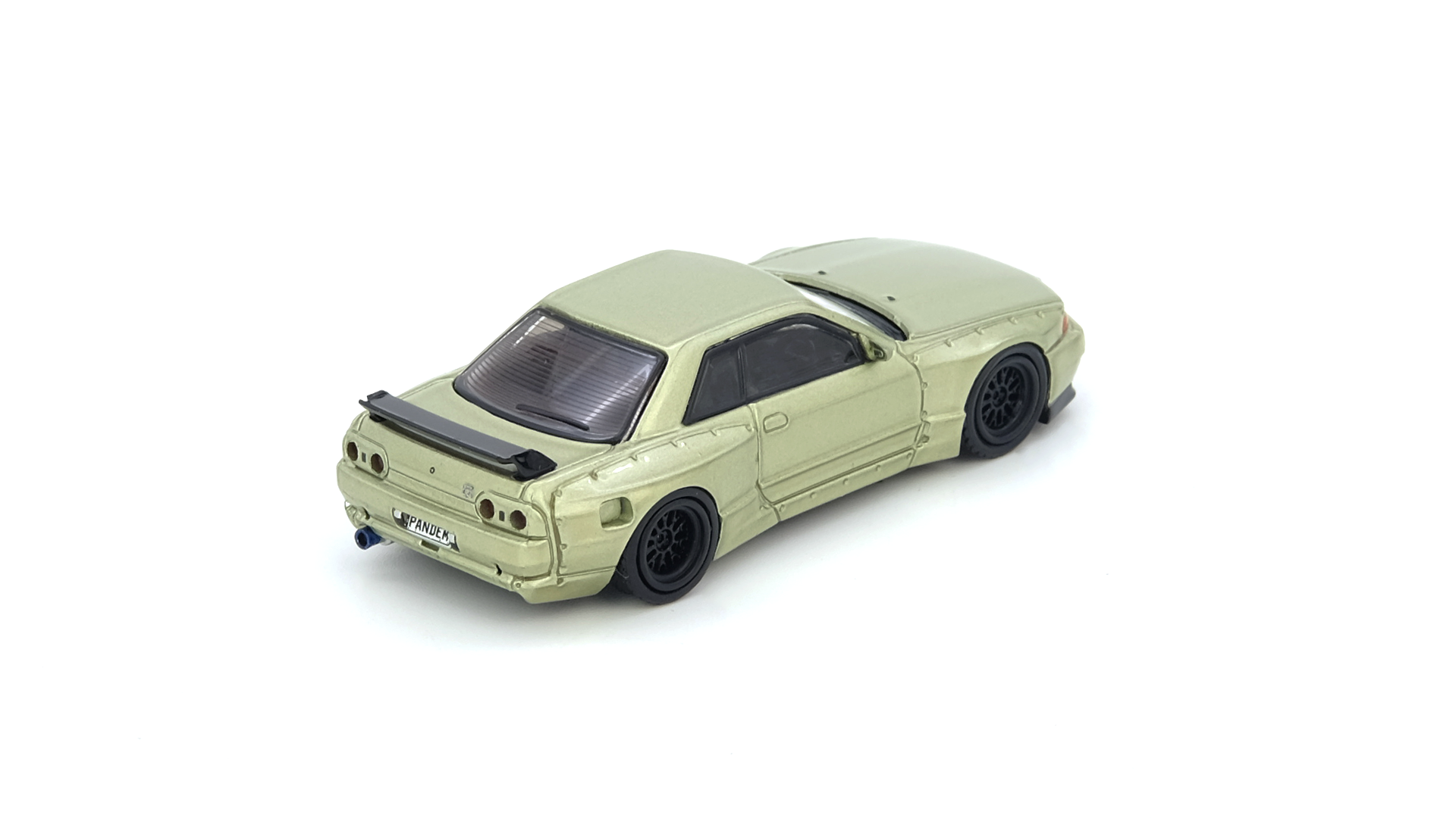 NISSAN SKYLINE GT-R (R32) PANDEM / ROCKET BUNNY Millennium Jade - Inno ...