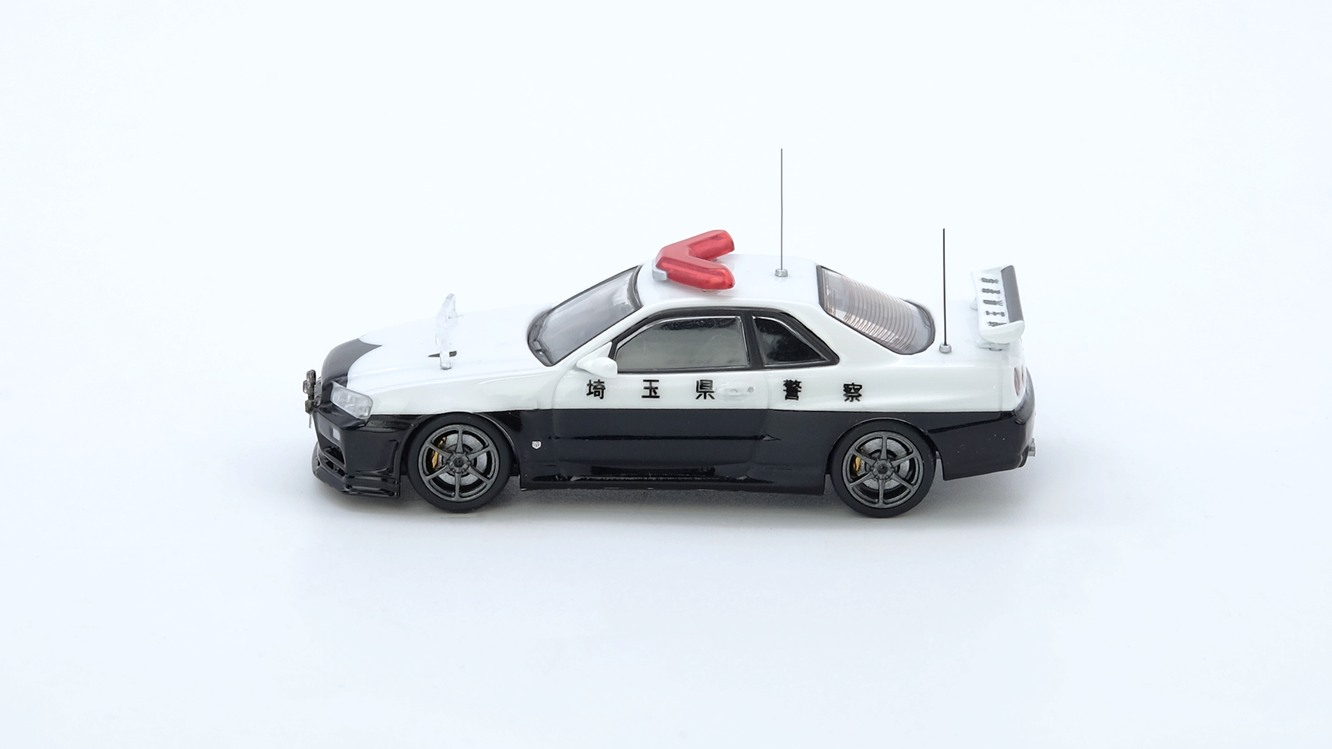 NISSAN SKYLINE GT-R (R34) Japanese Police Car - Inno Models
