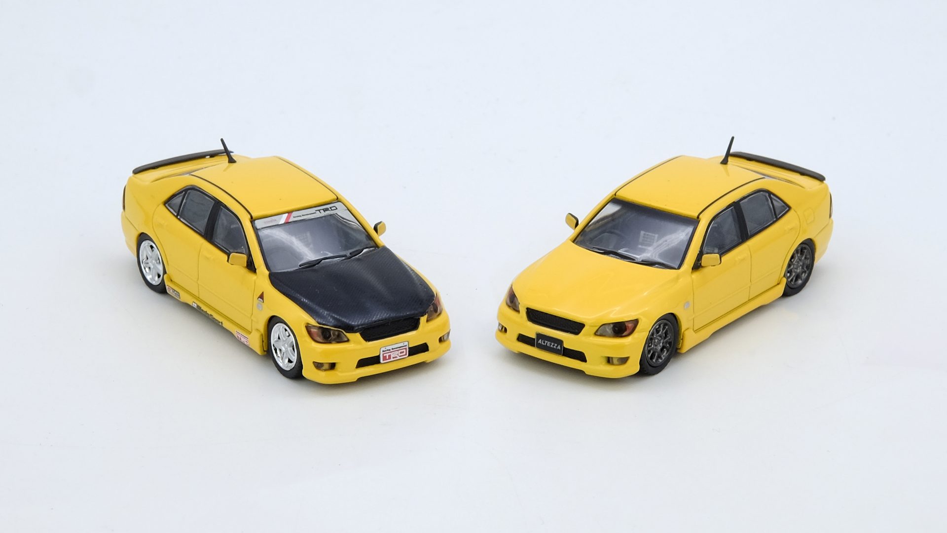 Toyota Altezza RS200 Yellow - Inno Models