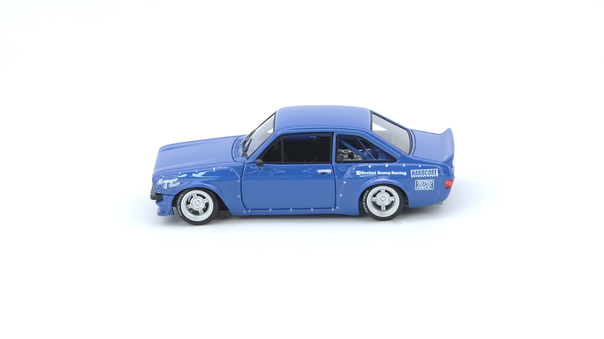 Ford Escort MK2 PANDEM "EMOTION" Retro Havoc Blue - Inno Models
