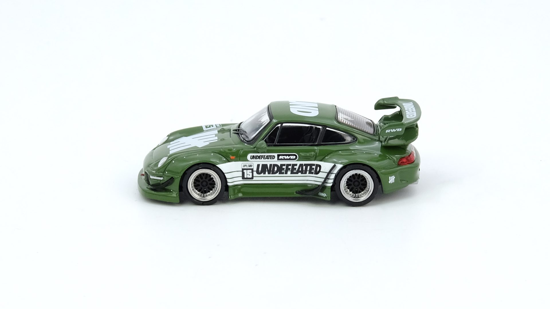 "INNO X Undefeated" 993RWB Indonesia Diecast Expo 2025 Event Edition ...