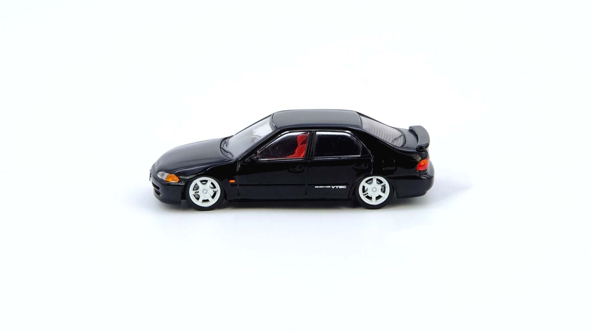 Honda Civic Ferio SiR (EG9) Black - Inno Models
