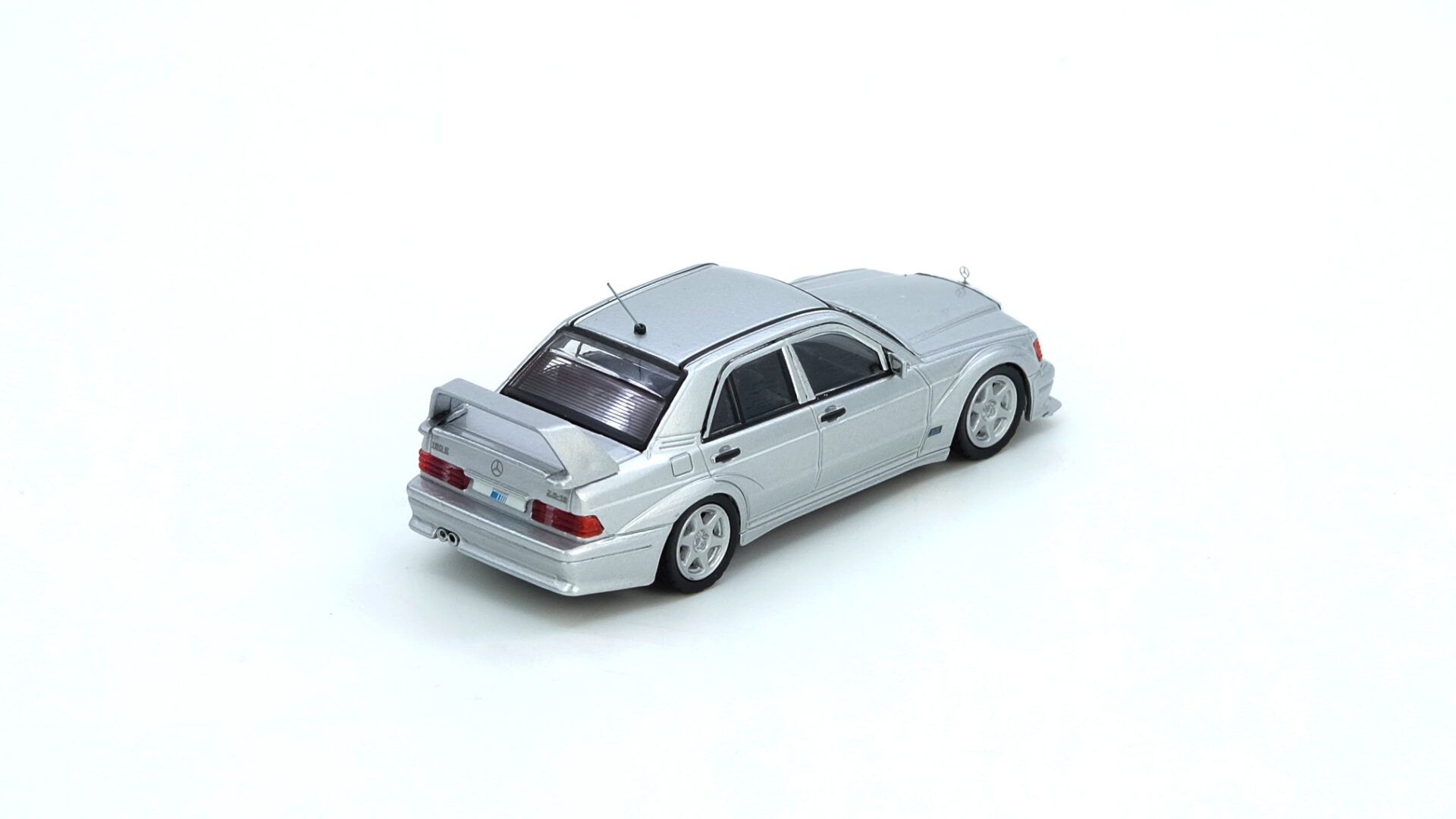 Mercedes-Benz 190E Silver - Inno Models