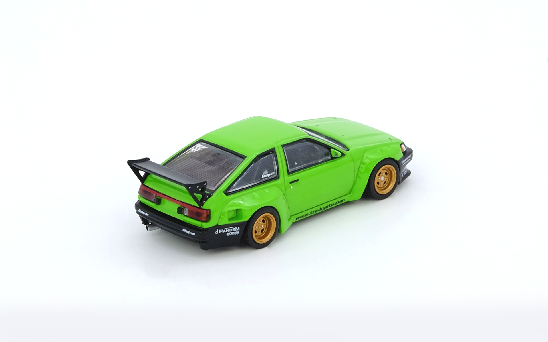 Toyota Corolla Levin AE86 "PANDEM / ROCKET BUNNY" Green - Inno Models